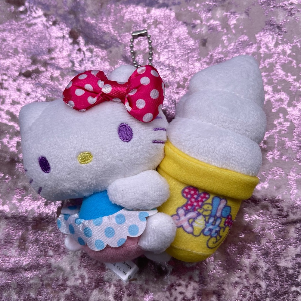 Y2k Sanriocore Hello Kitty Icecream Keychain Plush - Gem